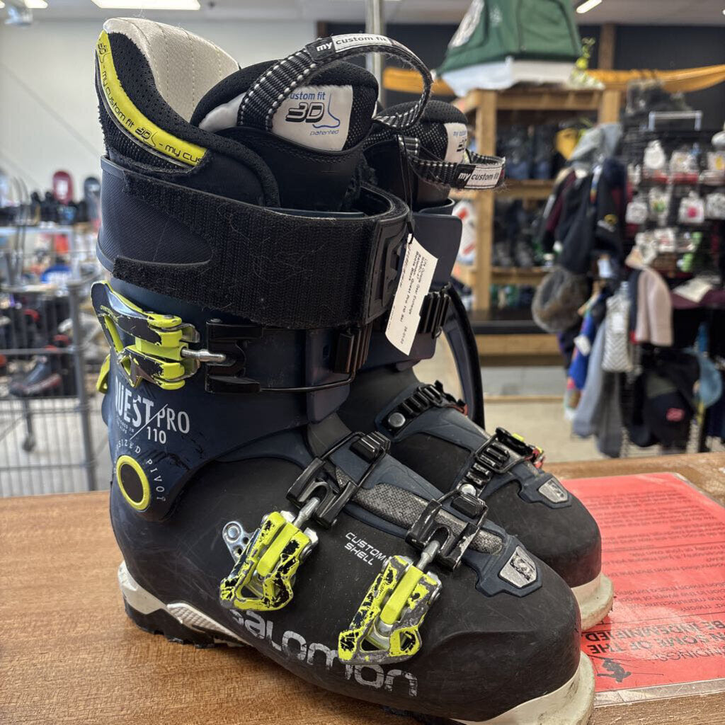 Salomon Quest Pro 110 Ski Boots: Black-unisex- – Life Outside Gear Exchange